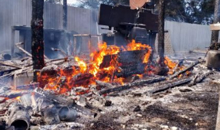 Fiumicino, incendio nel cantiere della Liburna: a fuoco i macchinari. L ...